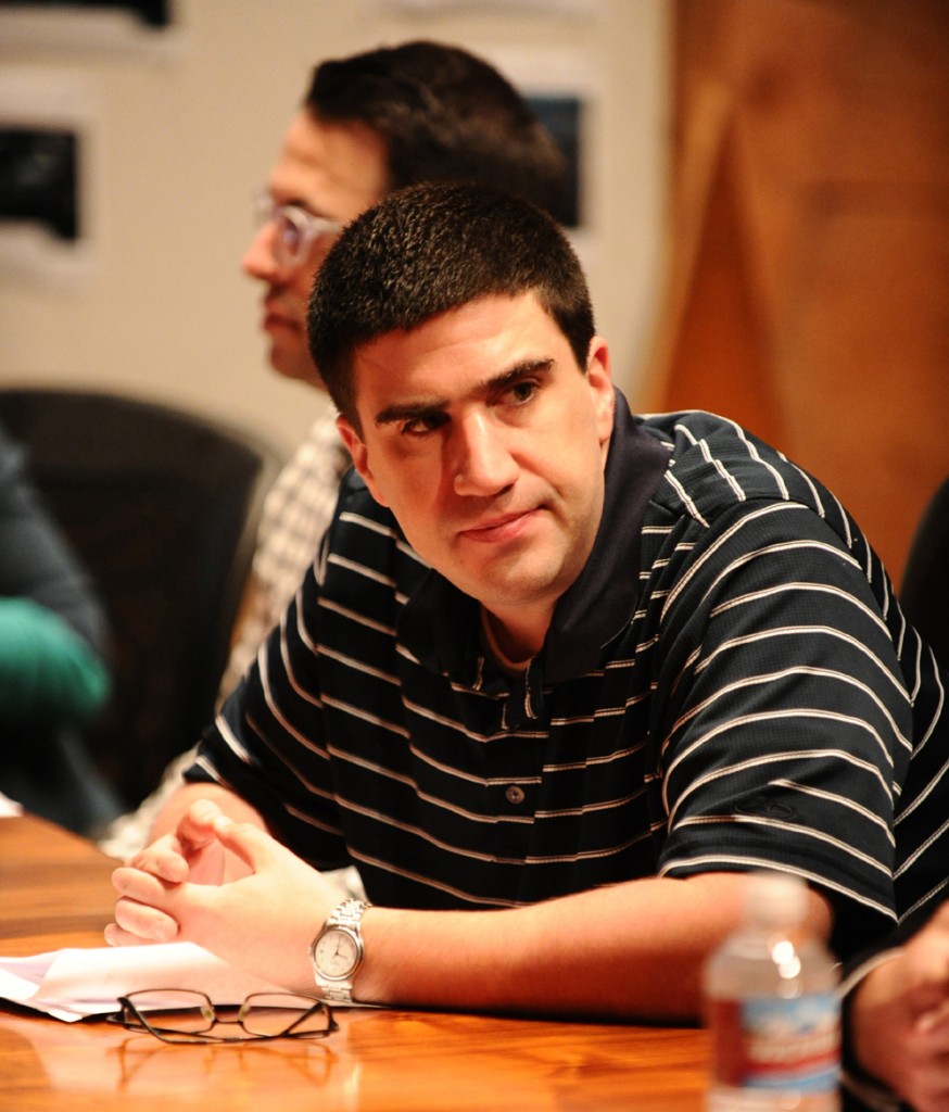 Exclusive Interview: TRON: LEGACY screenwriters Edward Kitsis and Adam ...