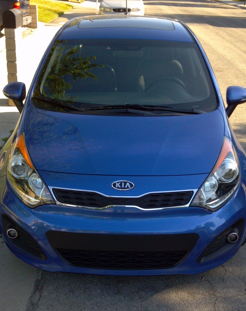 Car Review: 2012 KIA RIO 5-DOOR SX - Assignment X