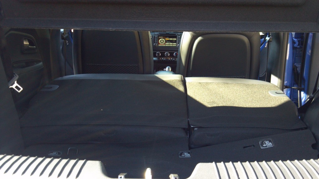 Car Review: 2012 KIA RIO 5-DOOR SX - Assignment X