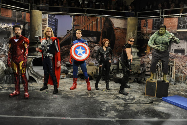 TV Review: SATURDAY NIGHT LIVE – Season 38 – Host Jeremy Renner ...