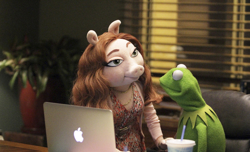 THE MUPPETS: Co-Creator Bill Prady gives the scoop on Kermit and ...