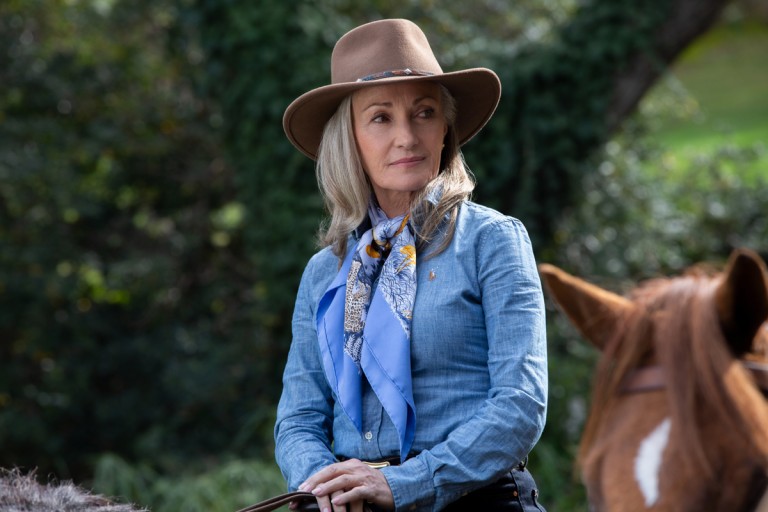THE KOMINSKY METHOD: Actress Jane Seymour joins the dramedy for Season ...